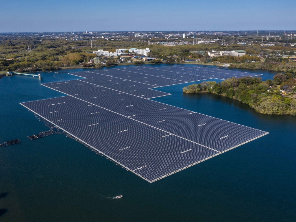 Hanwha Q Cells to build the largest dam-floating solar power plant ...