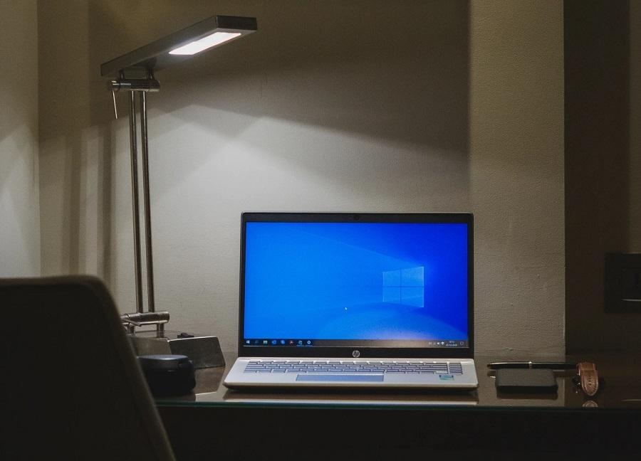 Introducing Windows 11 New Desing New Features Concept