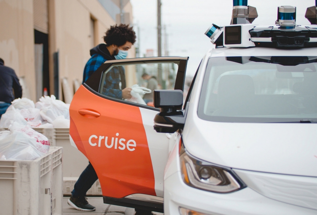 GM's Cruise robotaxi company to bring driverless ride-hailing service ...